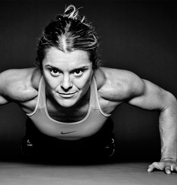 Holly Rilinger: Exceptionally Talented and Accomplished Fitness Expert ...