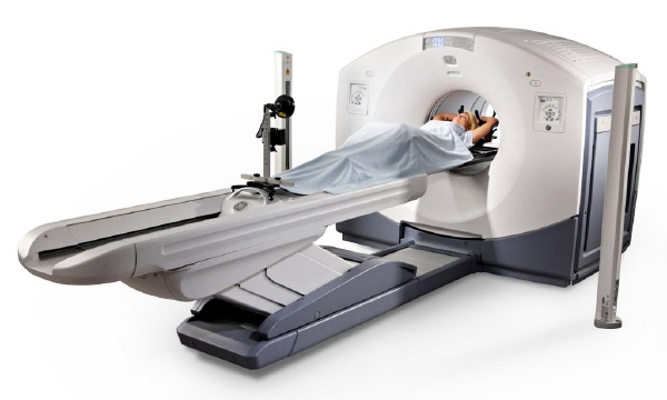 Positron emission tomography (PET) reveals inflammatory cycle in the ...