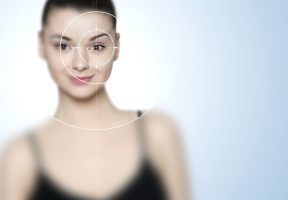 SMILE: The Flapless Laser Eye Surgery - Women Fitness