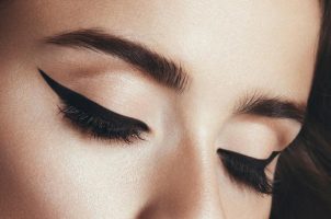 Eyebrow Transplant For A 'Power-Brow': On The Rise - Women Fitness