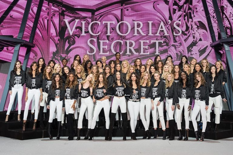 Victoria's Secret Models Unveil Their Beauty Secrets Prior To 2016 VS ...
