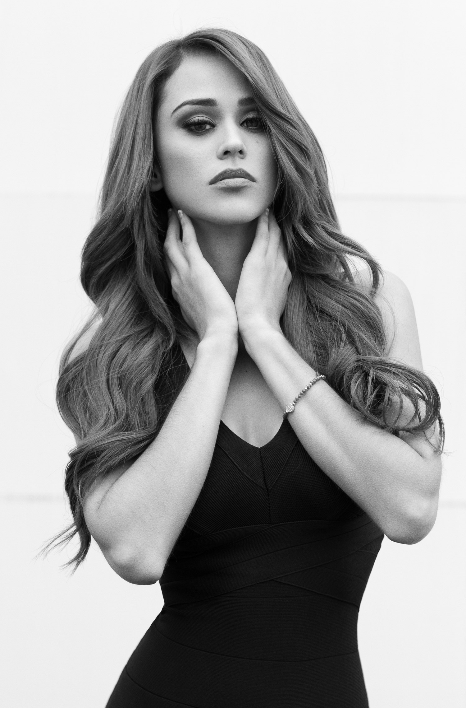 World's Hottest Weather Girl Yanet Garcia Unveils Her Fitness, Beauty ...