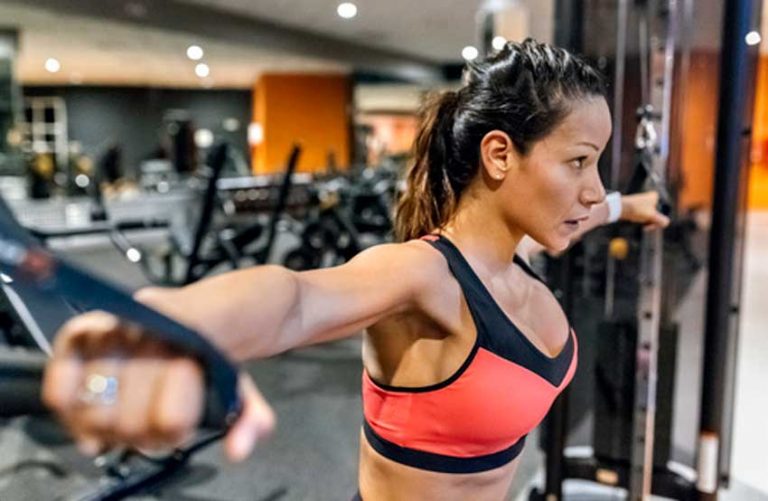 Training The Chest - Women Fitness