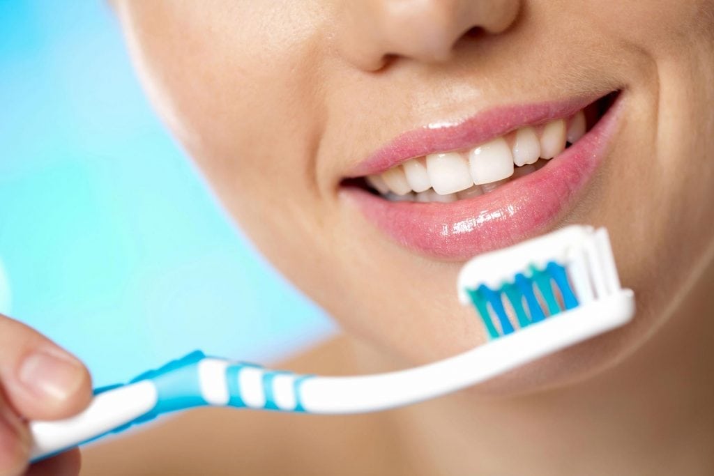 6 Easy Ways to Take Care of Your Teeth - Women Fitness