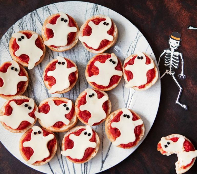 Halloween Special: 10 Bagel Recipes to Enjoy - Women Fitness