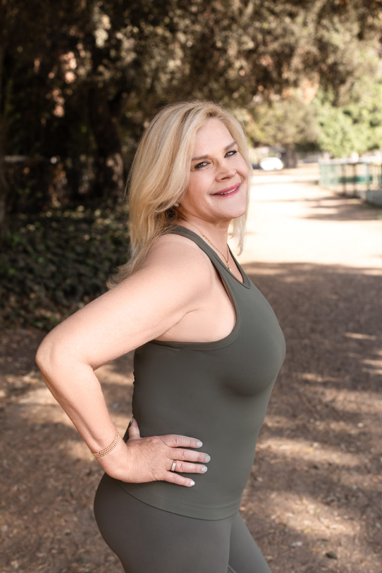 Kimberly Meredith: A Medical Intuitive talks about "Awakening the Best ...