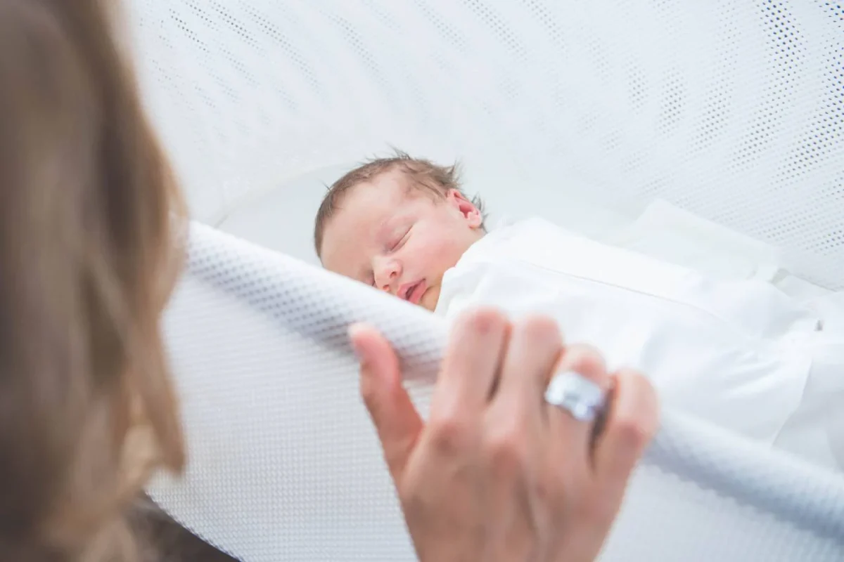 Crying Baby? The 5 S’s Every Parent Should Know - Women Fitness